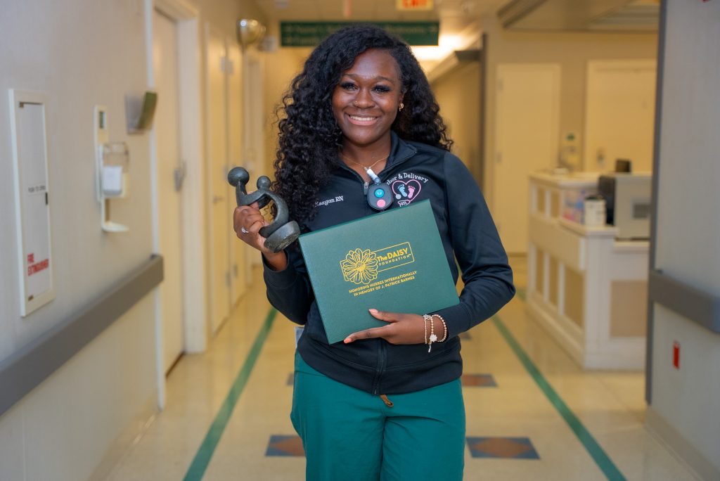 Phoebe L&D Nurse Honored with DAISY Award - Phoebe Putney Health System